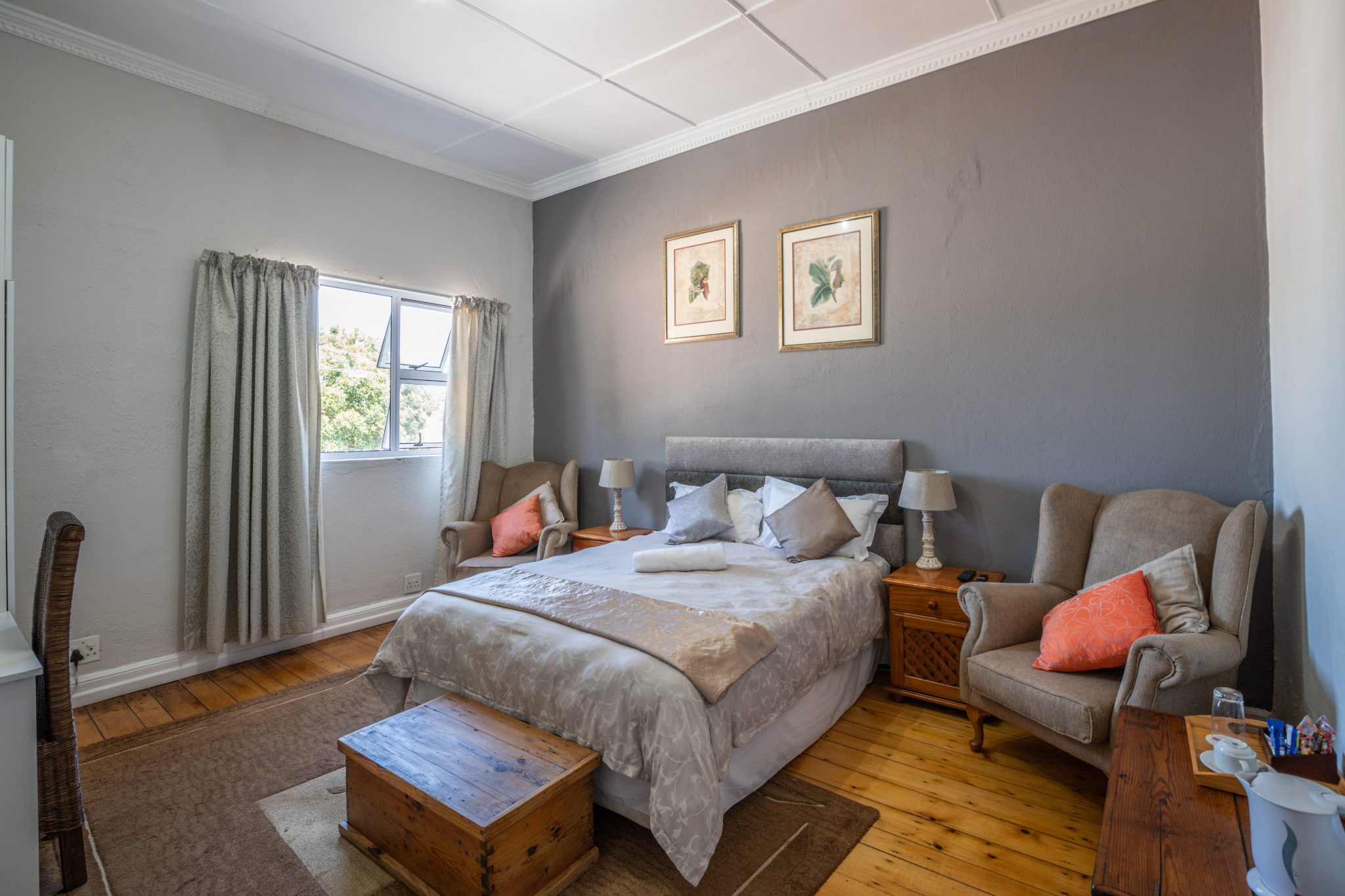 THE HOTEL VICTORIA MEWS - Grahamstown Properties