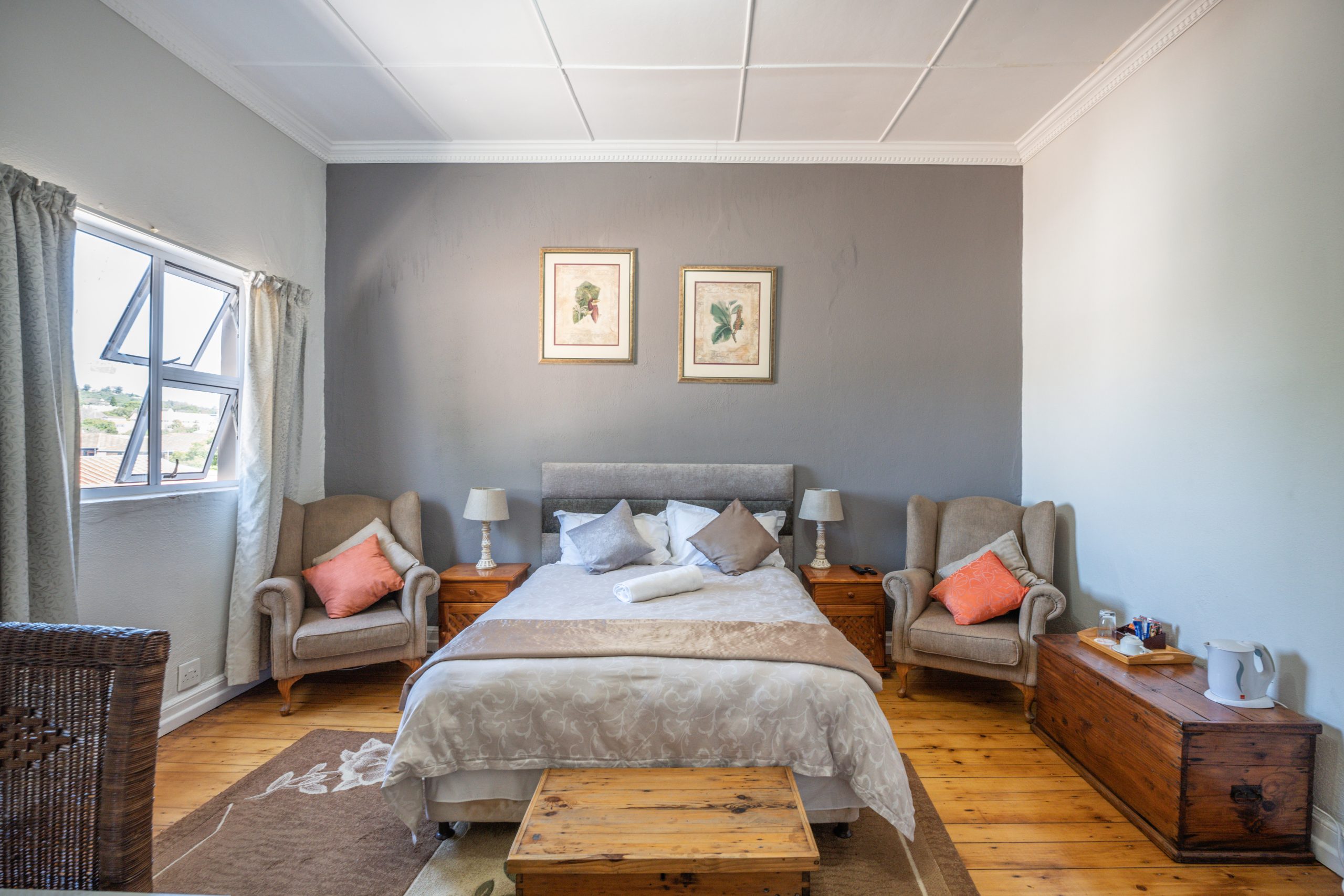 THE HOTEL VICTORIA MEWS - Grahamstown Properties